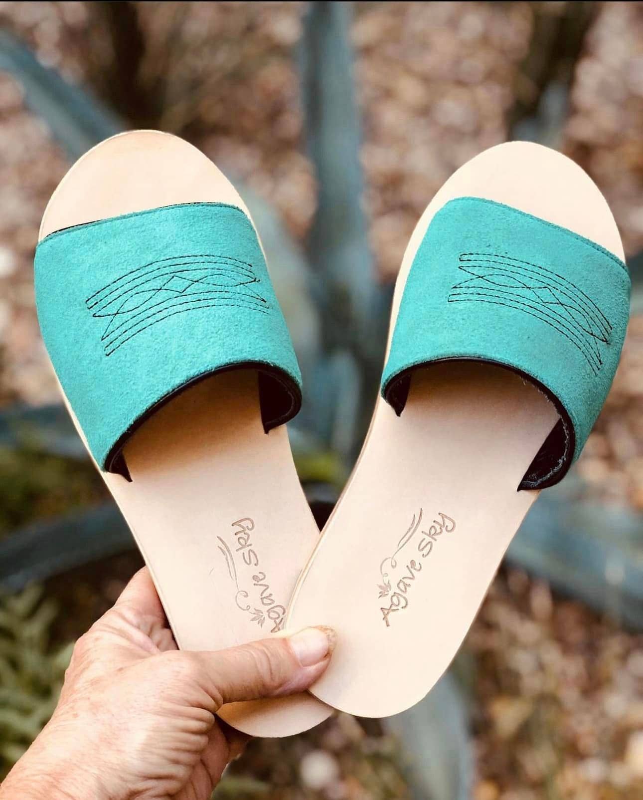 Nadia Western Stitch Slide from Agave Sky – High Call Outfitters